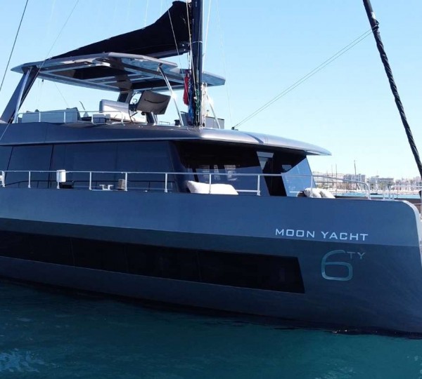 FULL MOON Yacht Charter Details, Moon Yachts | CHARTERWORLD Luxury Superyachts